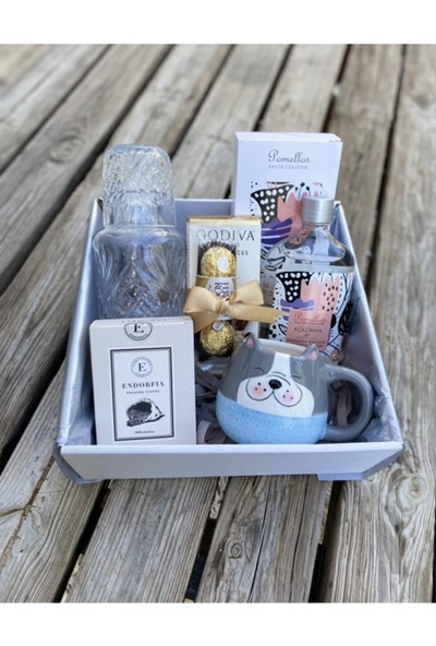 My Sweet Home Sevgiliye Arkadaşa Doğum Günü Hediye Kutusu
