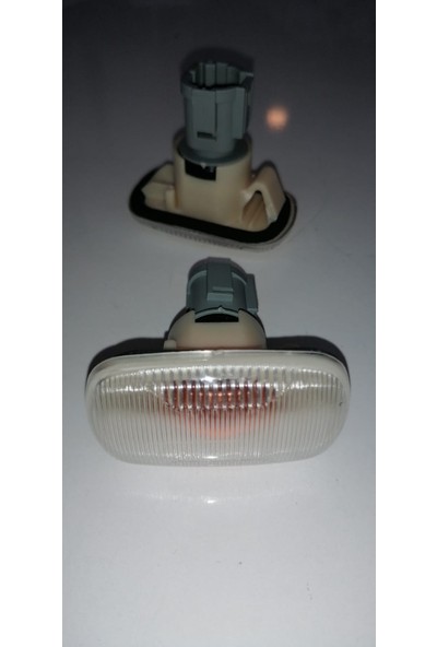 Matsuba Sinyal Çamurluk D-Max 02-12 Lh/Rh Matsuba Sinyal Çamurluk D-Max 02-12 Lh/Rh