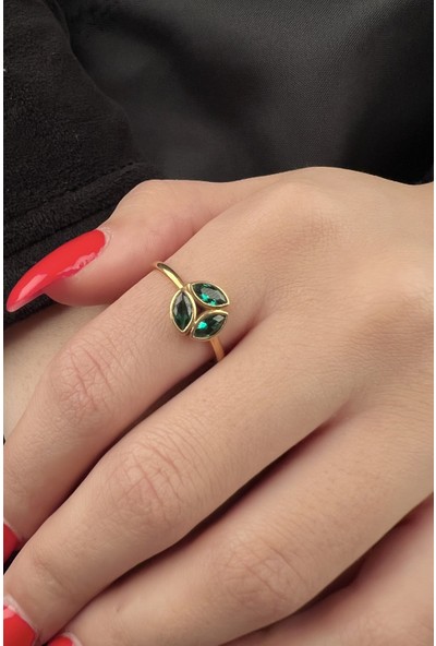 Fiyonk Kuyumculuk 14 Ayar Altın Yeşil Üç Taş Yüzük