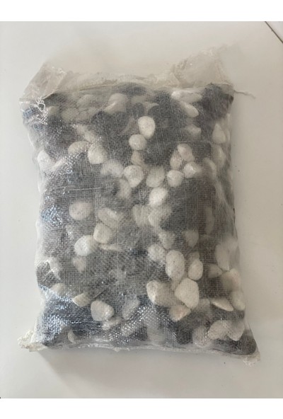Petgarden Siyah-Beyaz Akvaryum Teraryum Fanus Süsleme Bahçe Dekor Çakıl Taşı 10KG 15-25 mm Petgarden Siyah-Beyaz Akvaryum Teraryum Fanus Süsleme Bahçe Dekor Çakıl Taşı 10KG 15-25 mm