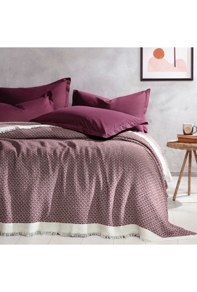 Yataş Bedding Maris Çift Kişilik Pike - Bordo Yataş Bedding Maris Çift Kişilik Pike - Bordo