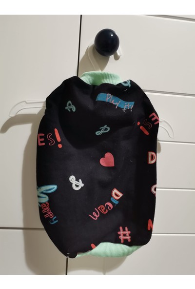 Atelyu Pet Siyah Renkli Yazılı Tshirt Atelyu Pet Siyah Renkli Yazılı Tshirt