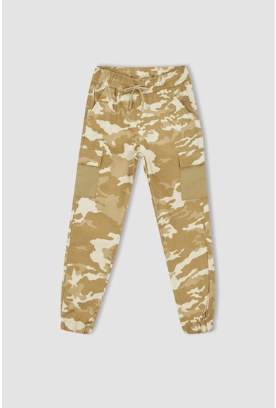 DeFacto Erkek Çocuk Regular Fit Kamuflaj Desenli Kargo Cepli Gabardin Jogger Pantolon W2978A622SP DeFacto Erkek Çocuk Regular Fit Kamuflaj Desenli Kargo Cepli Gabardin Jogger Pantolon W2978A622SP