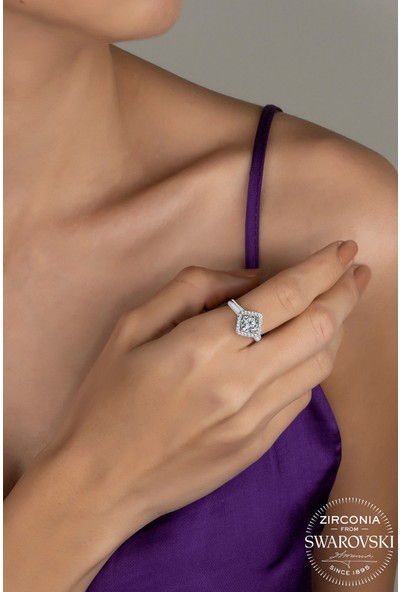 Union Swarovski Zirconia Kadın Gümüş Yüzük