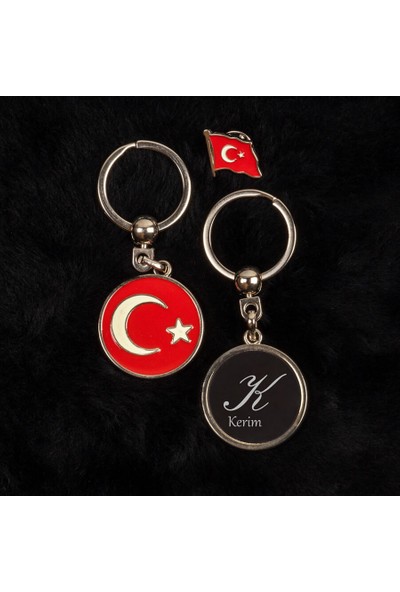 Hediye Seç Isim Baş Harf Tasarımlı Türk Bayraklı Anahtarlık ve Rozet