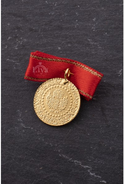 Liya Takı 22 Ayar Has Altın Kaplama Çeyrek Altın Liya Takı 22 Ayar Has Altın Kaplama Çeyrek Altın