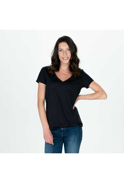 Think Simple Kadın Derin V Yaka T-Shirt - Siyah Think Simple Kadın Derin V Yaka T-Shirt - Siyah