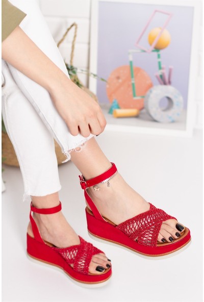 Logan Kırmızı Süet Dolgu Topuk Ayakkabı