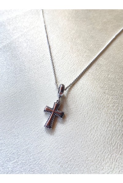 Lekka Design Haç Işareti Kararmaz Çelik Kolye Lekka Design Haç Işareti Kararmaz Çelik Kolye