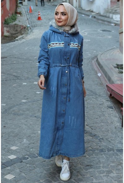 Nakış Detaylı Kot Mont Açık Kot