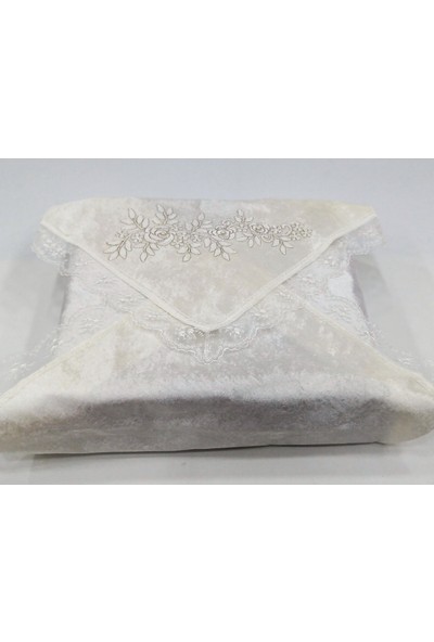 Eylül Çeyizlik Kadife Nişan Bohçası Fransız Güpürlü Bohça Eylül Çeyizlik Kadife Nişan Bohçası Fransız Güpürlü Bohça