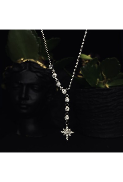 925 Ayar Gümüş Sıralı Taşlı Kuzey Yıldızı Kolye