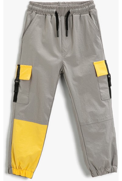 Koton Erkek Çocuk Renk Bloklu Kargo Cepli Jogger Pantolon Koton Erkek Çocuk Renk Bloklu Kargo Cepli Jogger Pantolon