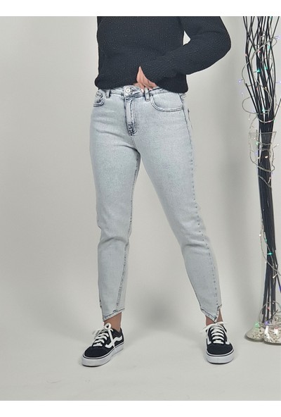 Tek Butik By Tzy Kadın Gri Paça Detaylı Mom Jeans
