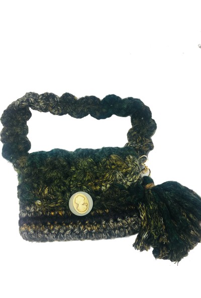 El Örgüsü Yeşil Kahverengi Batik Kapaklı Püskül Süslü Omuz Çantası