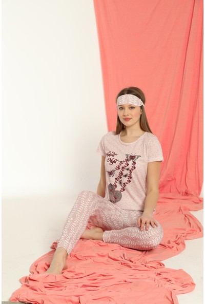 Soofit Çiçek Desenli Zarif Kadın Pijama Takımı Soofit Çiçek Desenli Zarif Kadın Pijama Takımı