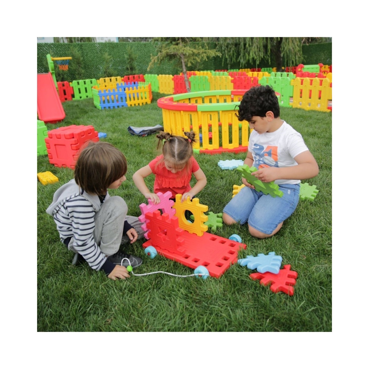 Bahçe Oyuncak Tekerlekli Arabalı Puzzle 12 Parça - Beceri ve Fiyatı