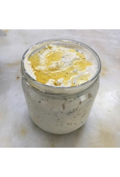 Moms Bakery Tuzlu Yoğurt Çeşnili 500 ml Moms Bakery Tuzlu Yoğurt Çeşnili 500 ml