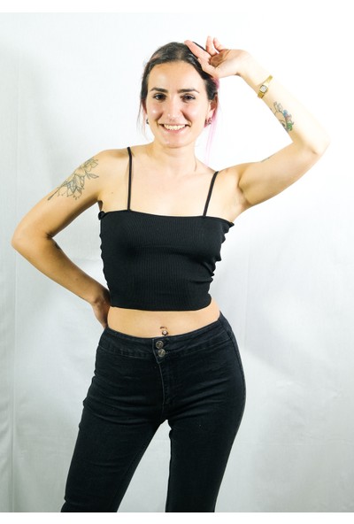 Vakker Klaer Ip Askılı Fitilli Siyah Crop