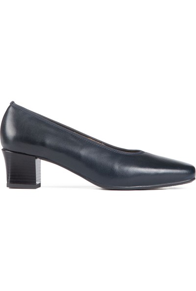 Arashoes 41796 Ara Kadın Topuklu Deri Hostes Ayakkabısı 2,5-8 Arashoes 41796 Ara Kadın Topuklu Deri Hostes Ayakkabısı 2,5-8