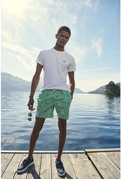 Barbour Shield Deniz Şortu GN51 Green Barbour Shield Deniz Şortu GN51 Green