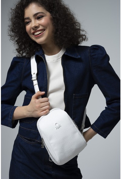 Benetton Kadın Vücut Çantası Beyaz BNT632