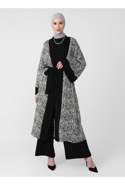 Şal Desenli Saten Kimono - Siyah Beyaz - Refka Woman Şal Desenli Saten Kimono - Siyah Beyaz - Refka Woman