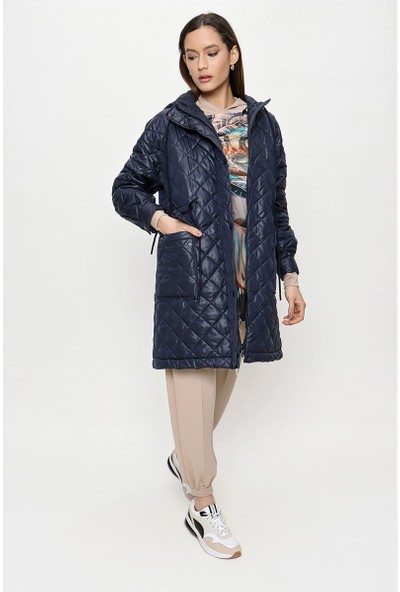 Aker 10107112 Belden Büzgülü Kapüşonlu Kapitone Mont Aker 10107112 Belden Büzgülü Kapüşonlu Kapitone Mont