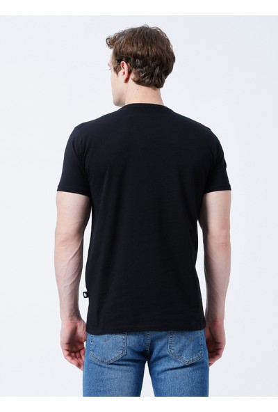 Bad Bear O Yaka Normal Kalıp Baskılı Siyah Erkek T-Shirt - 22.01.07.016_BEAR Needs
