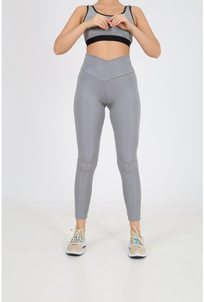 Diadora 177556 Toparlayıcı, Yüksek Bel Cross Waist Tight Kadın Tayt Diadora 177556 Toparlayıcı, Yüksek Bel Cross Waist Tight Kadın Tayt