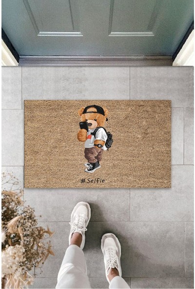 Silkcoat Home Dekoratif Dijital Selfie Çeken Ayıcık Bej Kapı Paspası Dış Mekan Paspas PS977 Silkcoat Home Dekoratif Dijital Selfie Çeken Ayıcık Bej Kapı Paspası Dış Mekan Paspas PS977