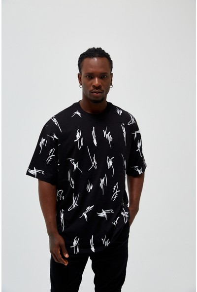 Pano Baskılı Rahat Kesim T-Shirt