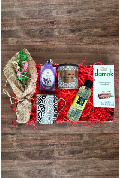 Hercai Store Kütahya Porselen & Kocatepe Kahve Seti Hediye Kutusu Hercai Store Kütahya Porselen & Kocatepe Kahve Seti Hediye Kutusu