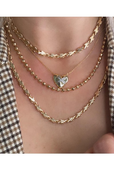 The Goyas Accesories Gold ve Silver Karışık Kalpli Uçlu Gold Zincir Kolye The Goyas Accesories Gold ve Silver Karışık Kalpli Uçlu Gold Zincir Kolye
