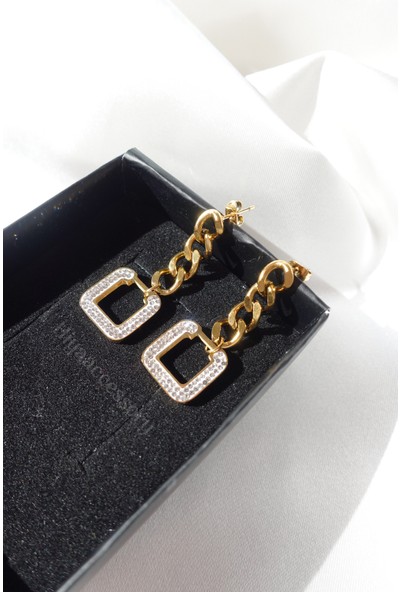 Hiya Accessory Çelik Kare Şeklinde Zirkon Taşlı Küpe Gold Hiya Accessory Çelik Kare Şeklinde Zirkon Taşlı Küpe Gold