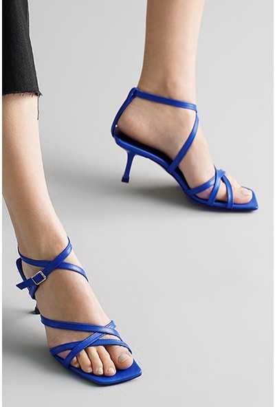Mio Gusto Valeria Saks Mavi Renk Kadın Topuklu Sandalet Ayakkabı Mio Gusto Valeria Saks Mavi Renk Kadın Topuklu Sandalet Ayakkabı