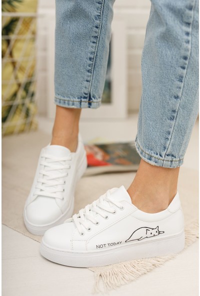 NeskaAvm Bağcıklı Beyaz Baskılı Spor Ayakkabı