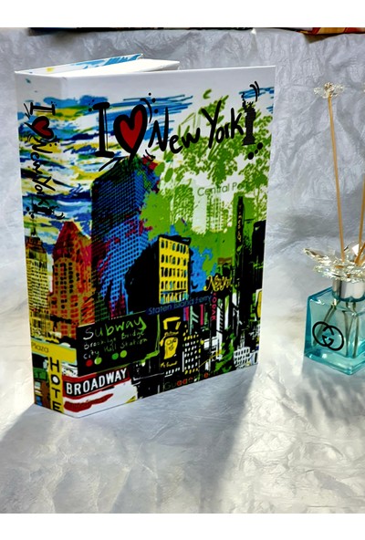 Lovely Book & Book New York Şehir Görselli Açılabilir Dekoratif Kitap Kutusu Lovely Book & Book New York Şehir Görselli Açılabilir Dekoratif Kitap Kutusu