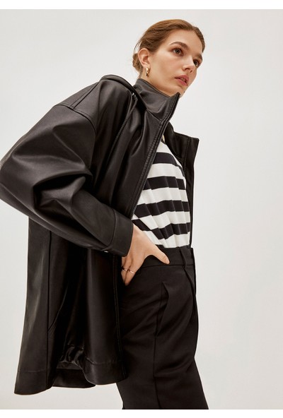 Kapüşonlu Siyah Suni Deri Ceket