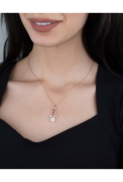 Else Silver 925 Ayar Gümüş Sedef Çiçekli Kolye