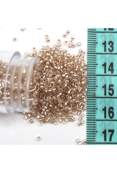 Miyuki Boncuk Delica 11-00 1,6 mm 3 gr No: 213 Miyuki Boncuk Delica 11-00 1,6 mm 3 gr No: 213