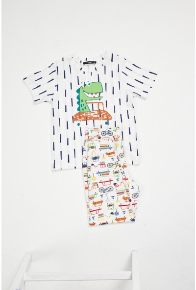 Erkek Çocuk Araba Baskılı Kısa Kollu Manşetli Uzun Pijama Takımı Erkek Çocuk Araba Baskılı Kısa Kollu Manşetli Uzun Pijama Takımı