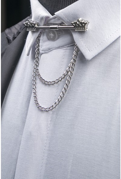 Tüm Gömleklere Uygun Erkek Gümüş Renk Taç Figürlü Yaka Iğnesi YKI010