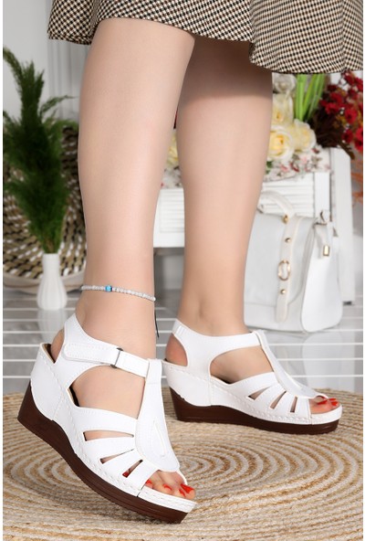 Woggo Ary 19-200 Günlük 8 cm Topuk Cırtlı Bayan Sandalet Terlik