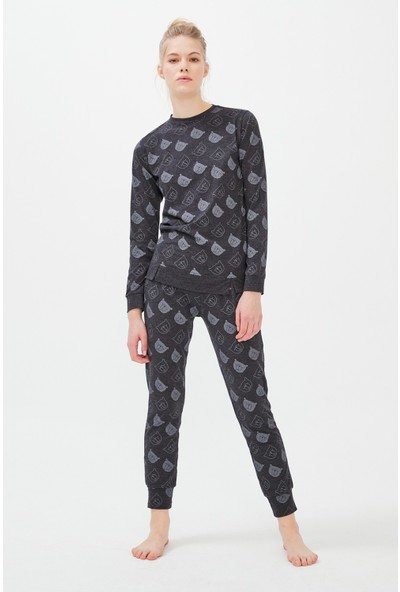 Hays Kadın Ayıcık Baskılı Manşetli Uzun Pijama Takımı Hays Kadın Ayıcık Baskılı Manşetli Uzun Pijama Takımı