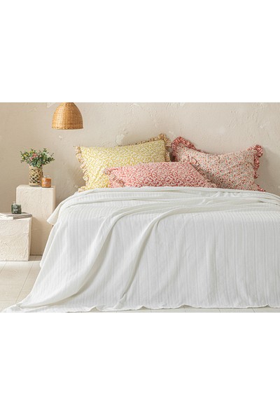 English Home Chain Rope Jakarlı Tek Kişilik Pike 150 x 220 cm Beyaz English Home Chain Rope Jakarlı Tek Kişilik Pike 150 x 220 cm Beyaz