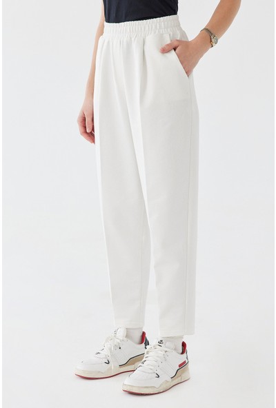 Suud Collection Ekru Havuç Kesim Pamuklu Pantolon Suud Collection Ekru Havuç Kesim Pamuklu Pantolon