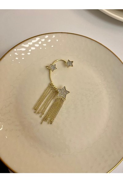 Tutti Collection Zirkon Taşlı Yıldızlı Zincirli Kulak Arkası Küpe Tutti Collection Zirkon Taşlı Yıldızlı Zincirli Kulak Arkası Küpe