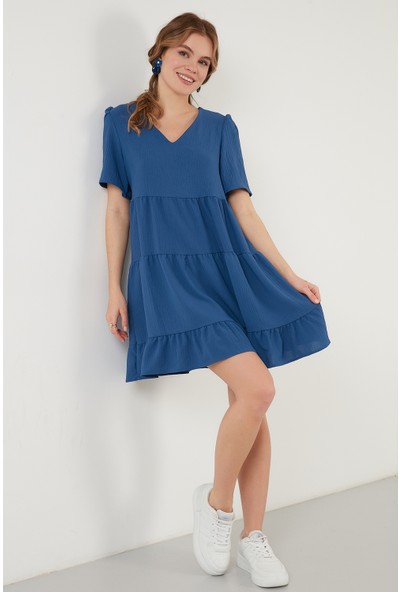Lela V Yaka Geniş Kesim Kısa Kol Mini Elbise Bayan Elbise 6053632 Lela V Yaka Geniş Kesim Kısa Kol Mini Elbise Bayan Elbise 6053632