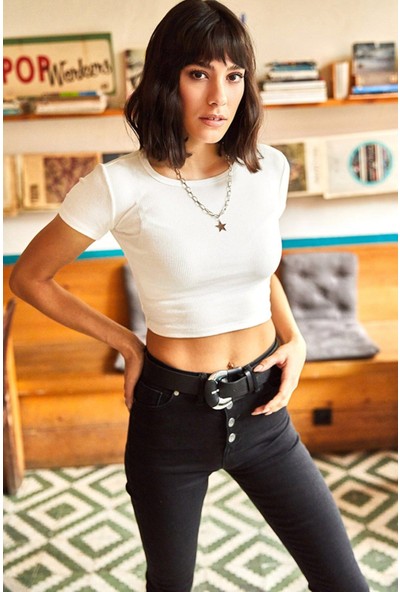 Kasheha Kadın Ekru Kısa Kollu Bisiklet Yaka Likralı Örme Kaşkorse Crop Bluz - KAD3325584